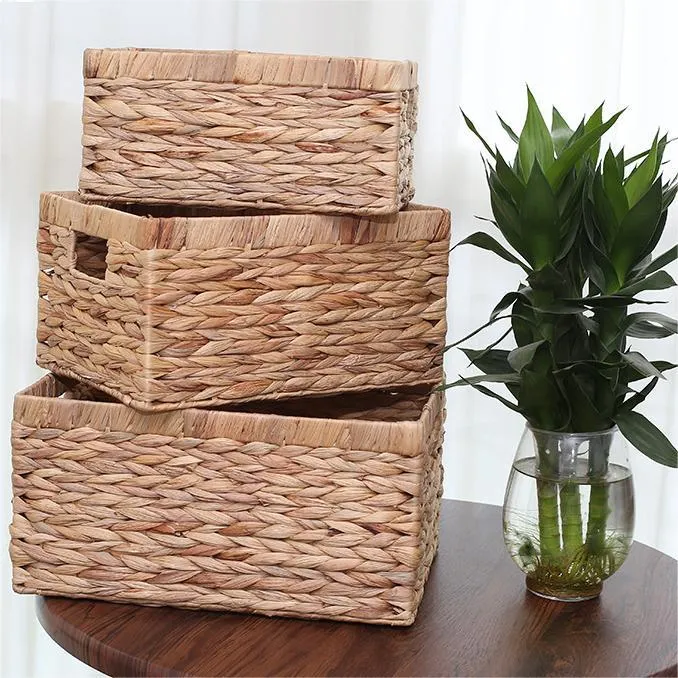 Wholesale Decorative Wicker Baskets with Carrying Handles for Organizing