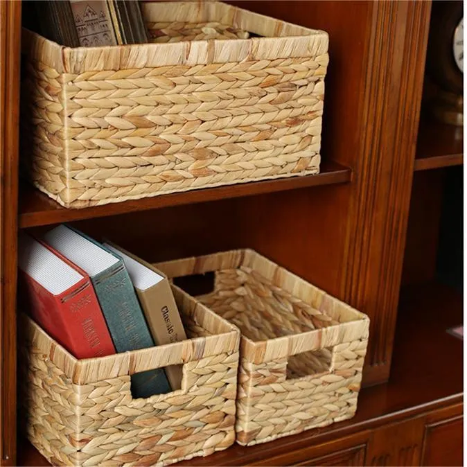 Wholesale Decorative Wicker Baskets with Carrying Handles for Organizing